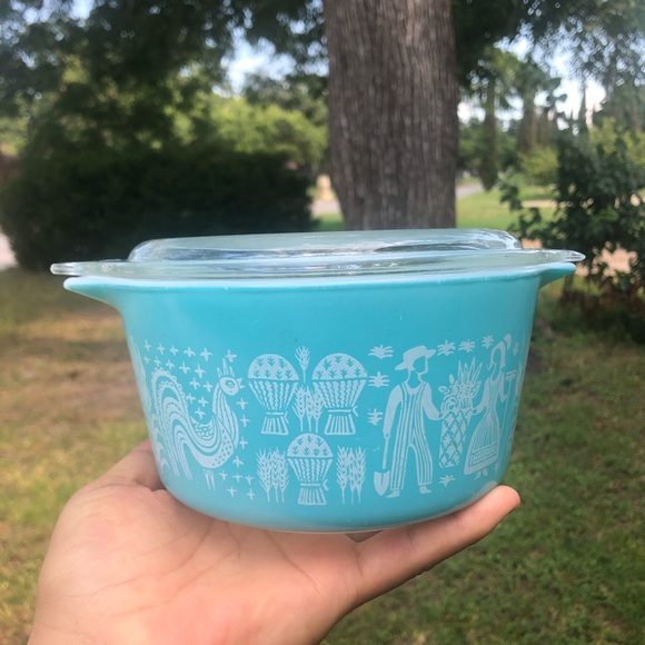 Pyrex | Kitchen | Vintage Pyrex Turquoise Amish Butterprint Casserole ...
